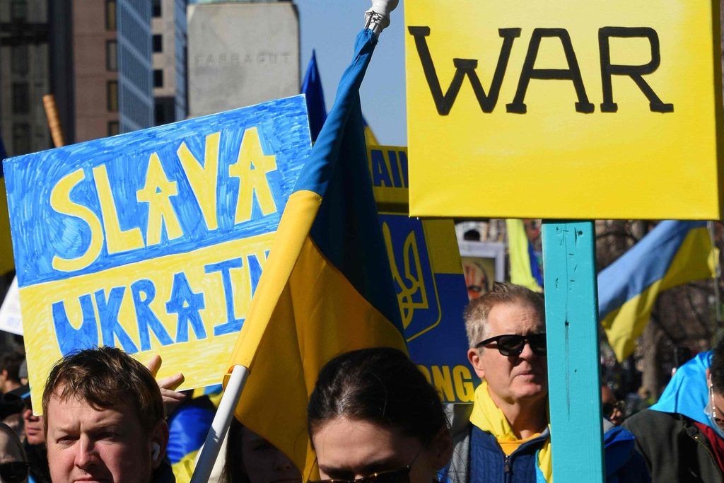 The Origins of Slava Ukraini: A Symbol of Ukrainian Identity - Ukraine ...